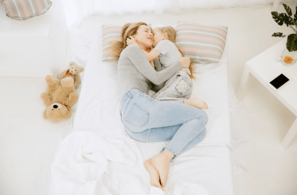 Creating the Peaceful Sleep Environment: A Guide for Moms – 4aKid