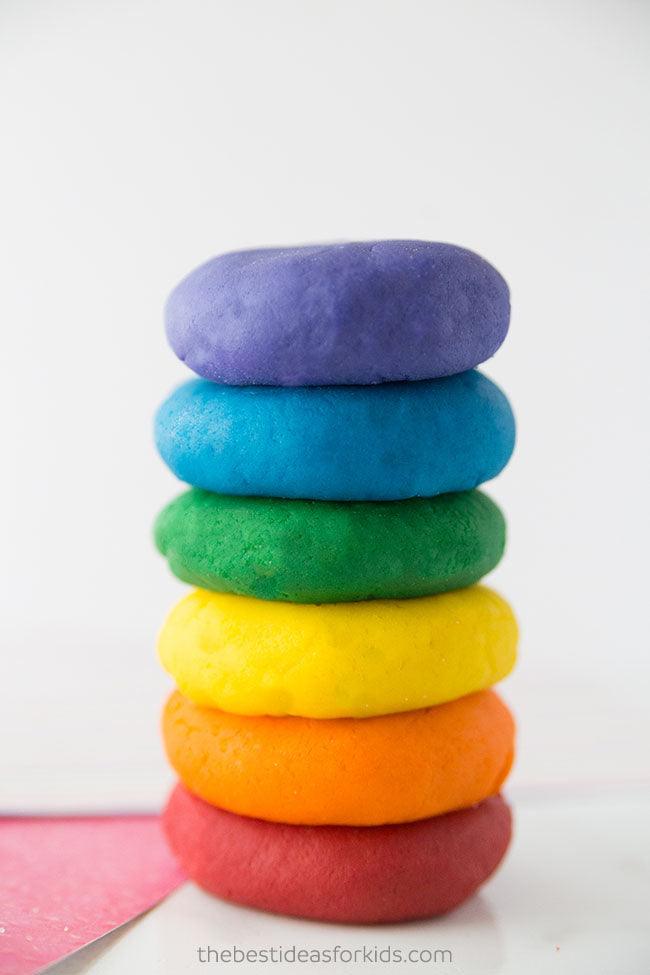 The BEST Playdough Recipe – 4aKid