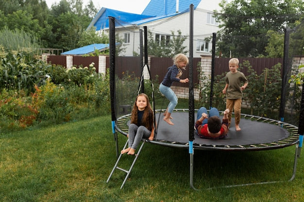 Trampolines: What You Need to Know – 4aKid